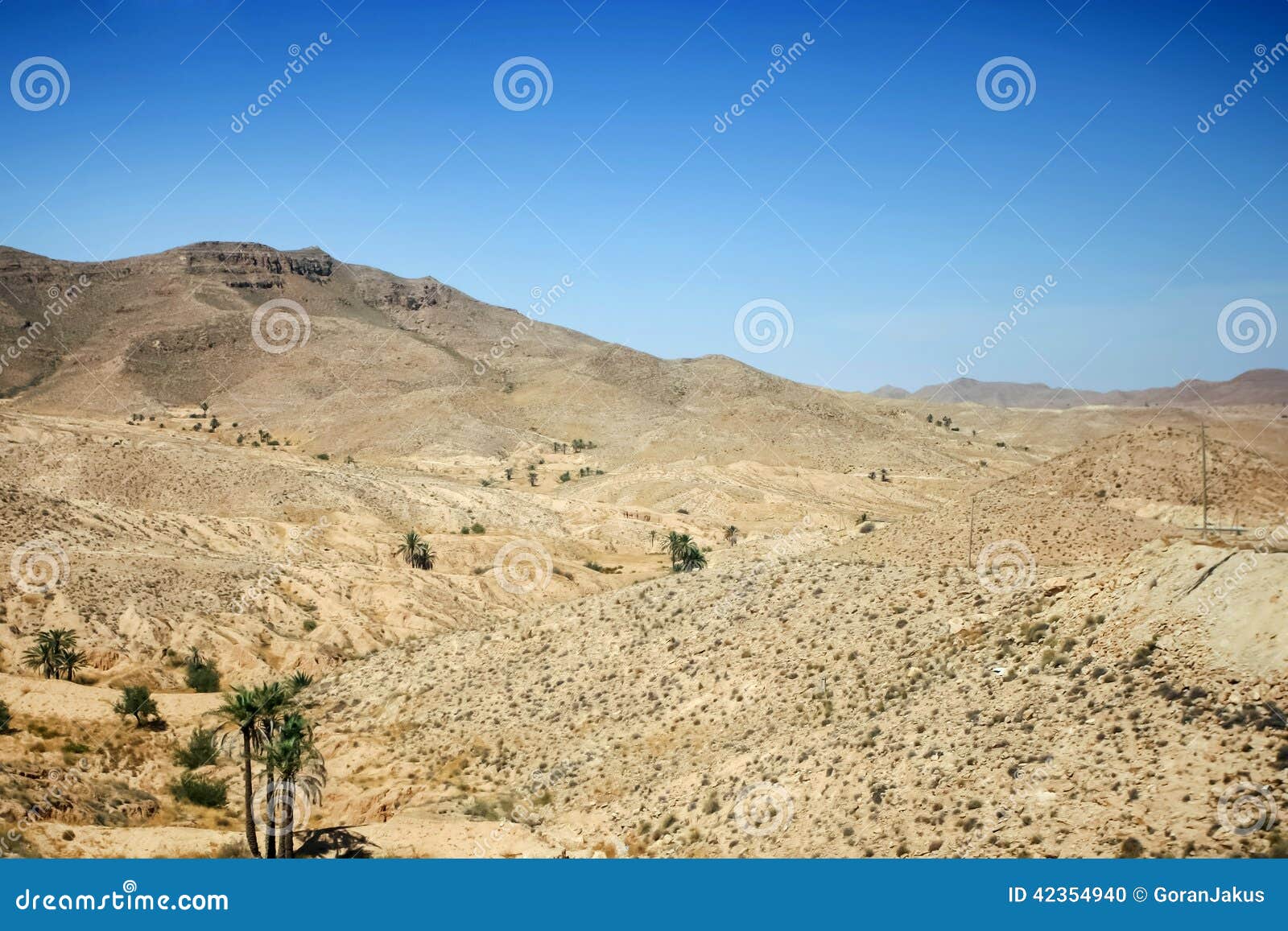 Desierto rocoso en Matmata foto de archivo. Imagen de verde - 42354940