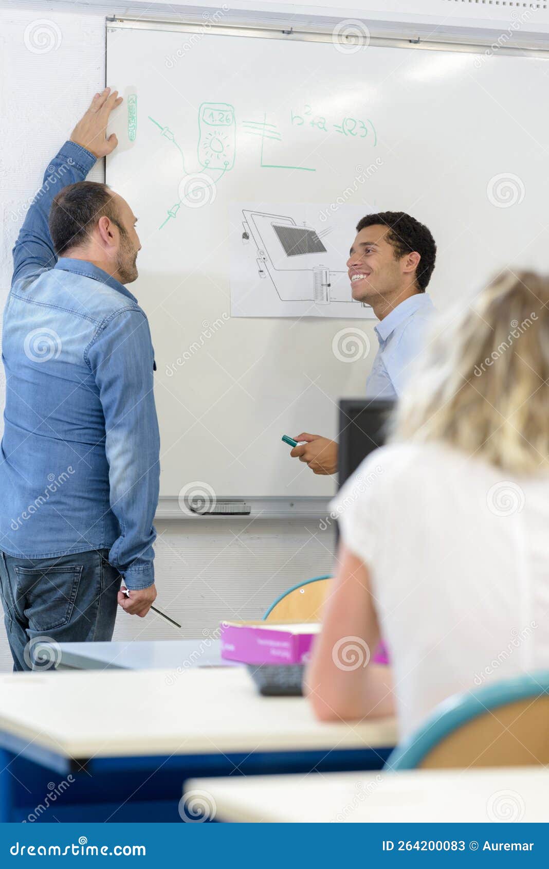 Design Engineer in Classroom Stock Image - Image of green, mechanical ...