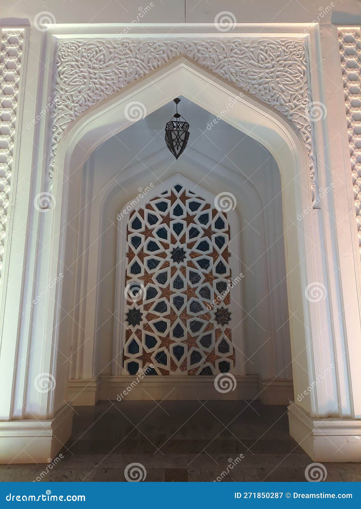 Design of the Mosque from Outside Stock Image - Image of lights, mosque ...