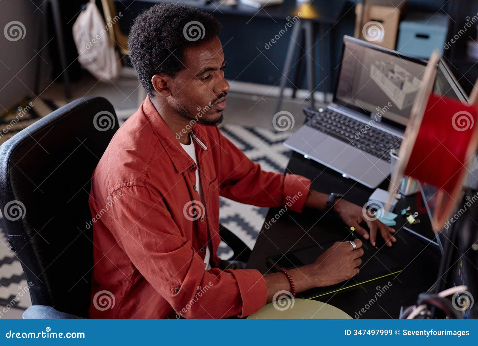 Designing 3D Models Using Advanced CAD Software Stock Image - Image of model, software: 347497999