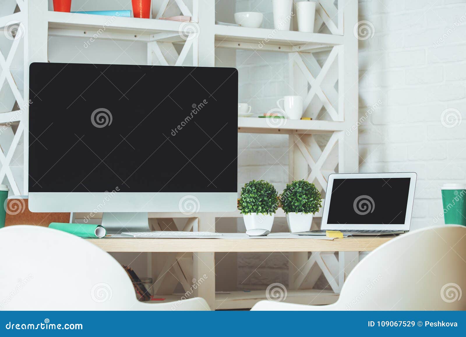 Desktop with Empty Computer Screen Stock Image - Image of desk, home ...