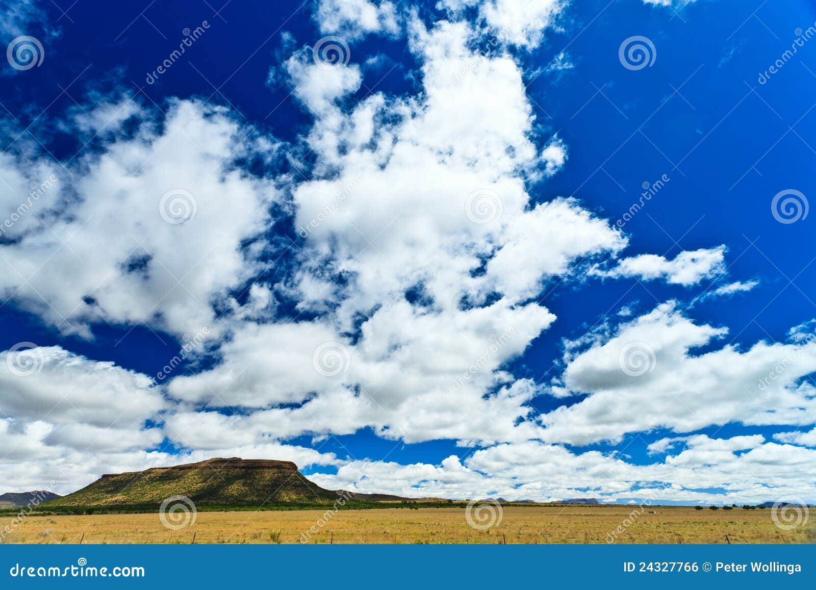 Desolate Landscape with Beautiful Cloudscape Stock Photo - Image of ...