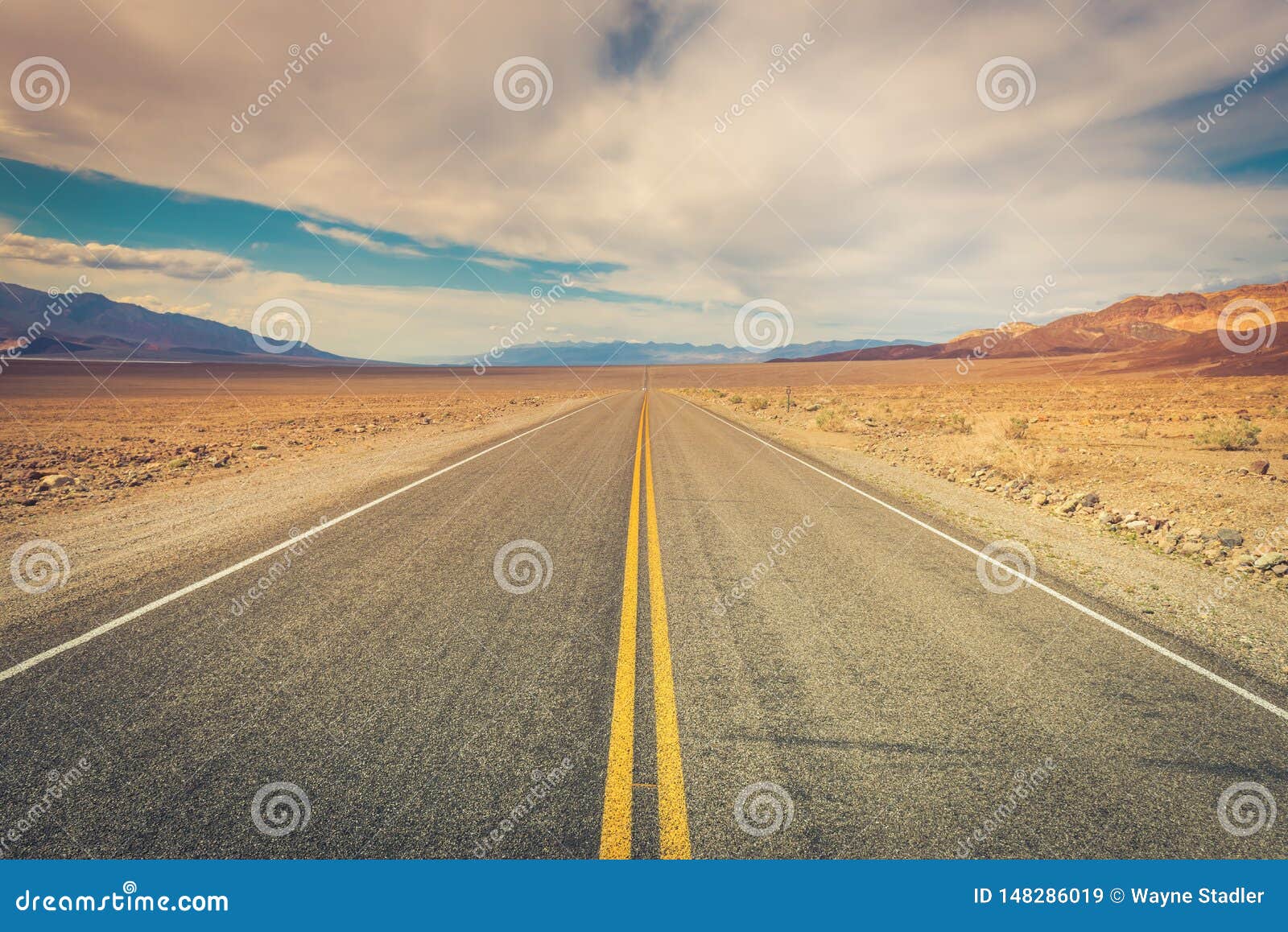 Desolate Road through Death Valley Stock Image - Image of drive, death ...