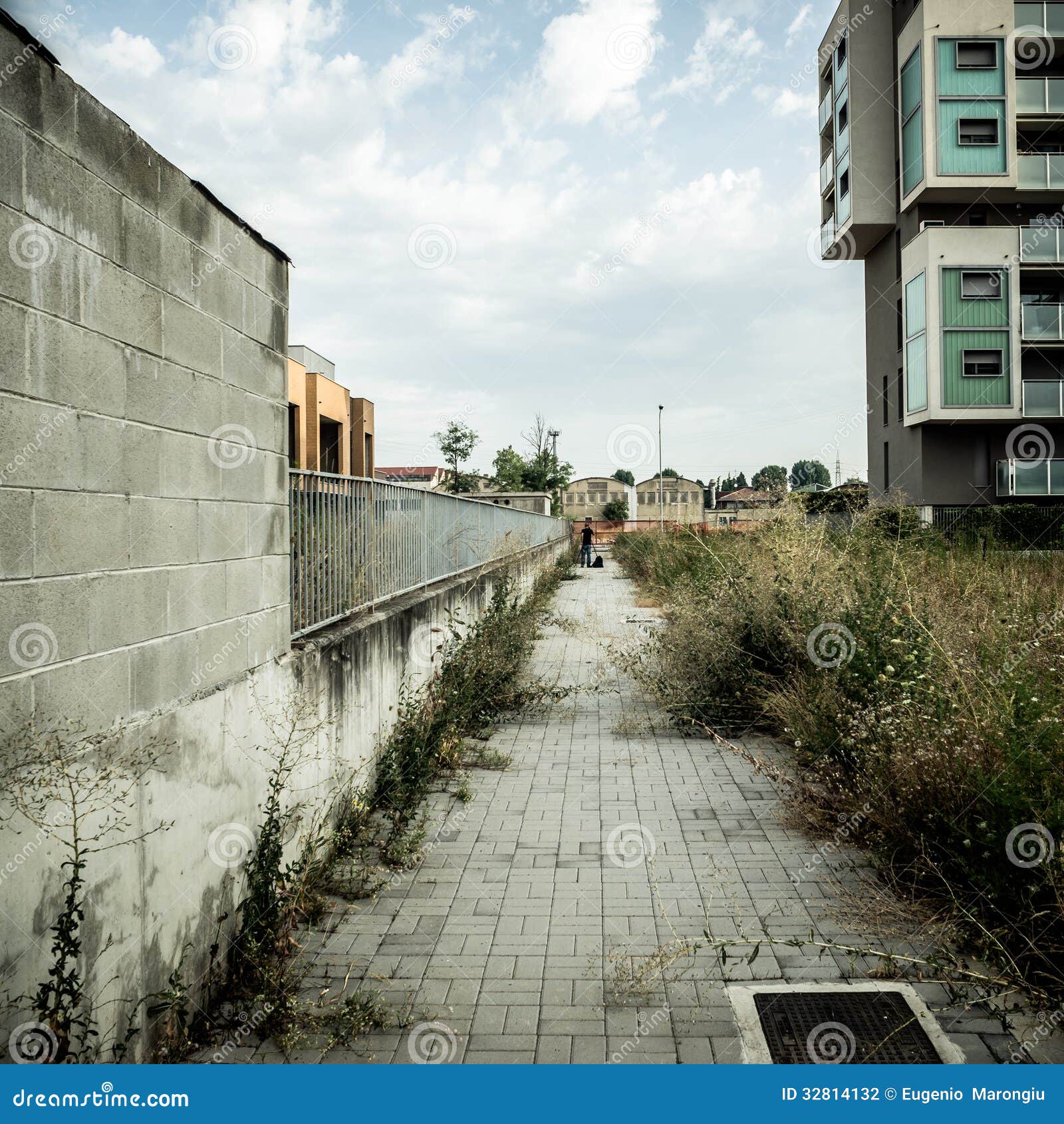 Desolate suburb landscape stock photo. Image of landscape - 32814132
