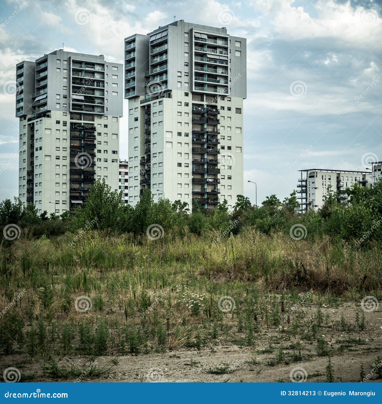 Desolate suburb landscape stock image. Image of architectures - 32814213