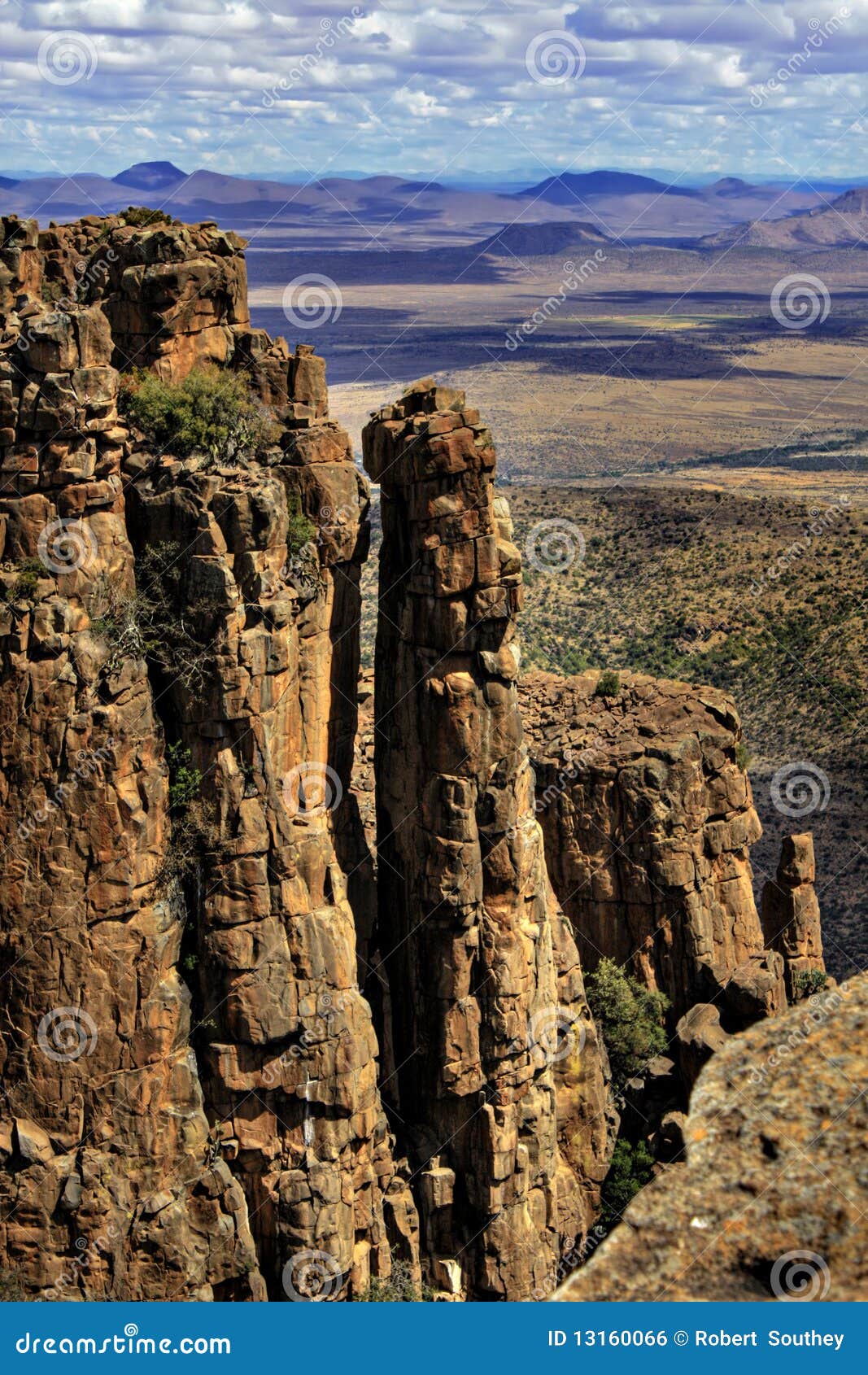 Desolate Valley stock photo. Image of mountain, country - 13160066
