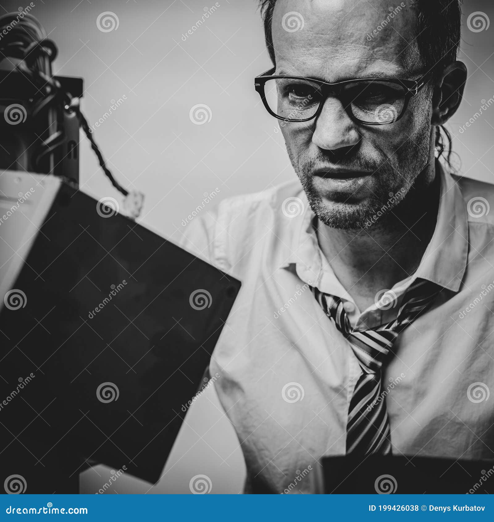 Desperate office worker stock photo. Image of device - 199426038