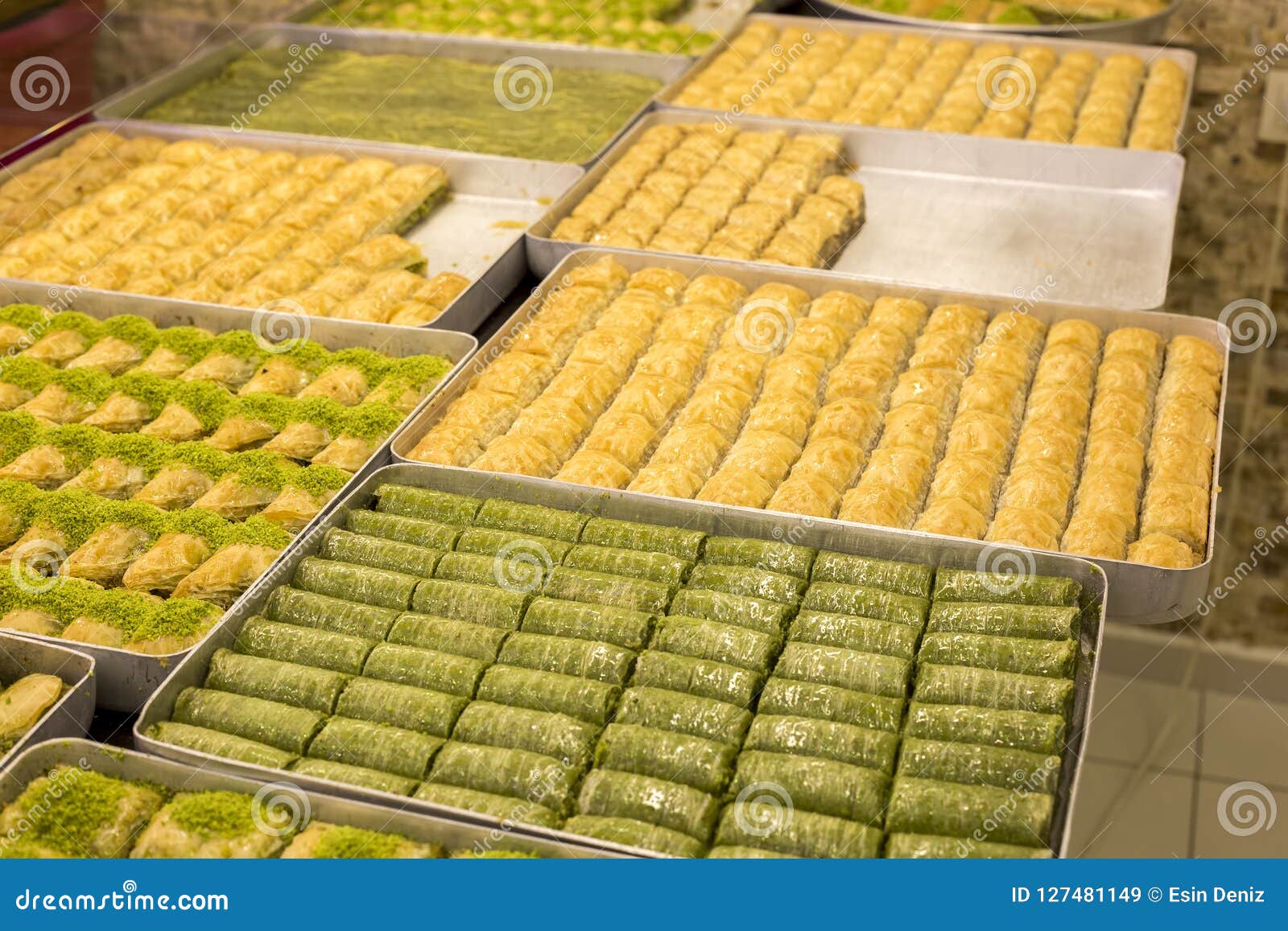 Desserts Turcs Traditionnels ; Baklava Image stock - Image du fermer ...