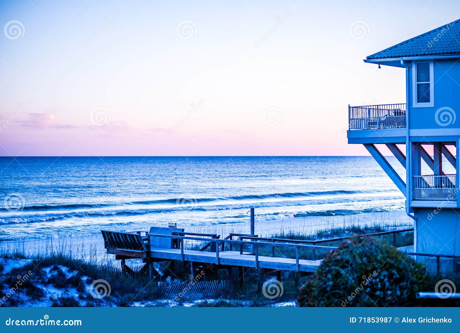 Destin Florida Beach Scenes Stock Image - Image of ocean, restaurant ...