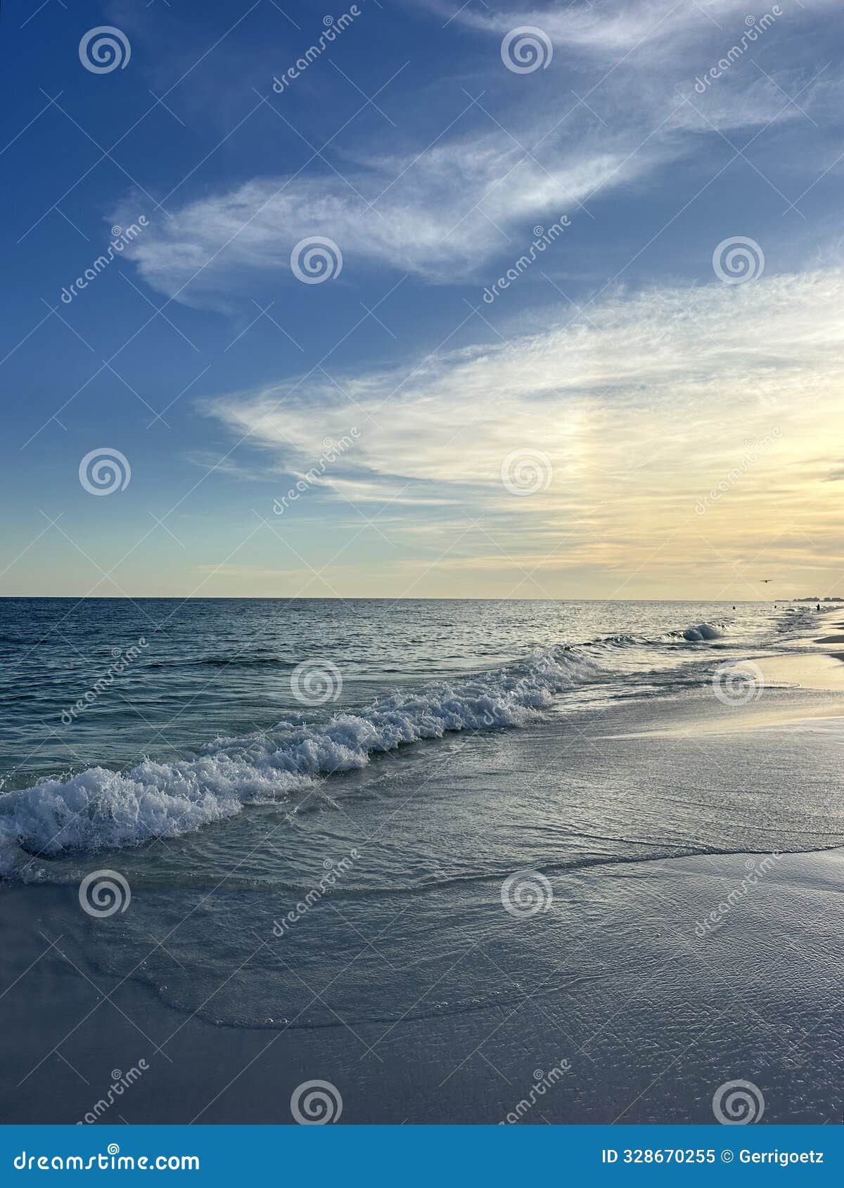 Destin, Florida Beach Sunset with Clouds Stock Image - Image of horizon ...