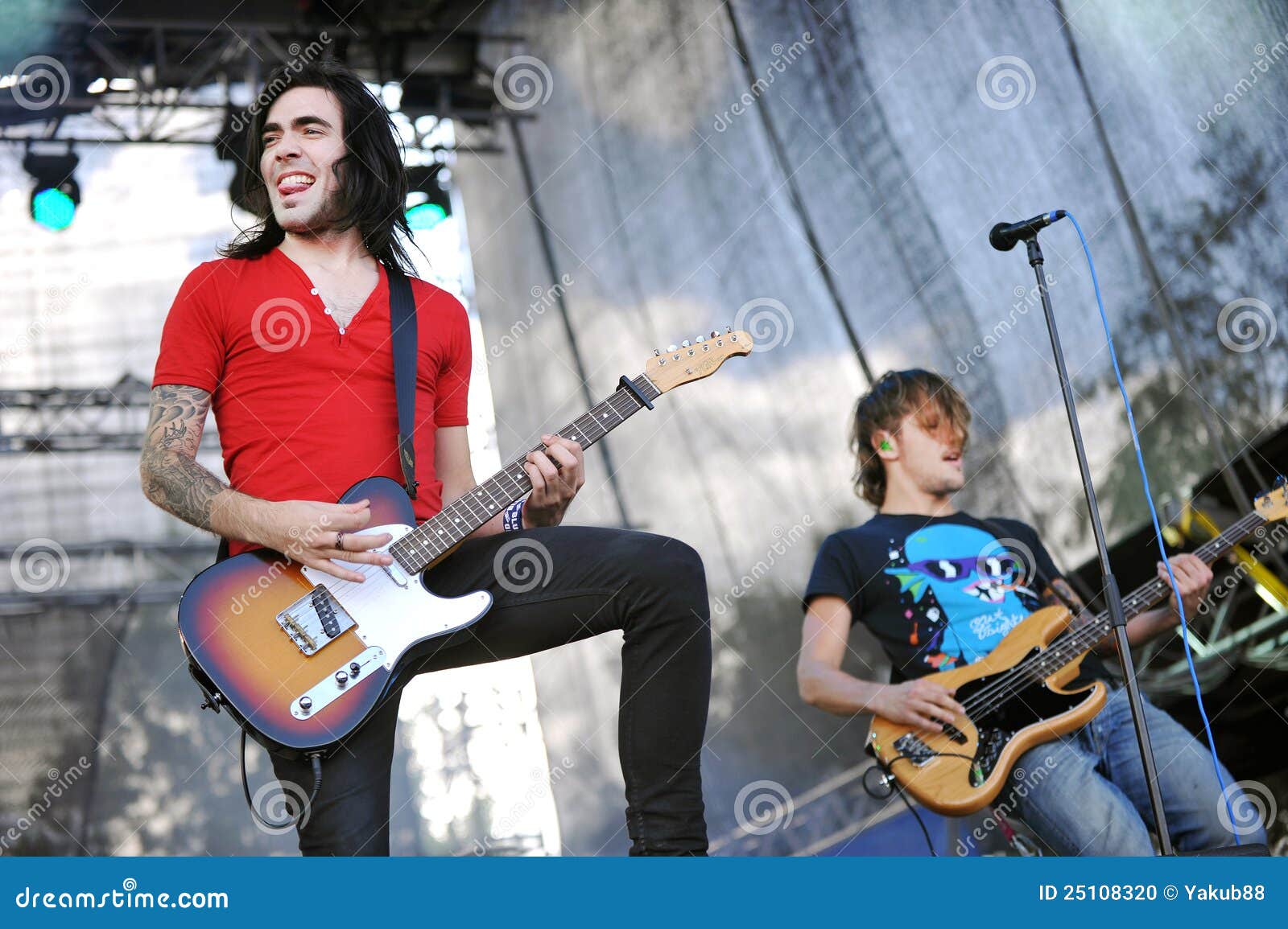 Destine editorial image. Image of band, artist, vocal - 25108320