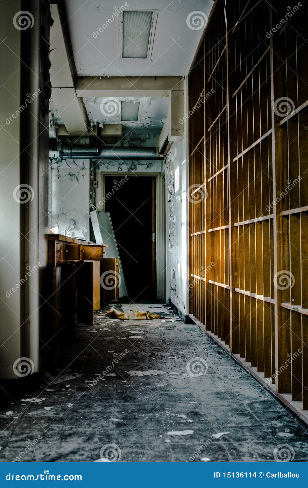 Destroyed Abandoned Office Picture. Image: 15136114