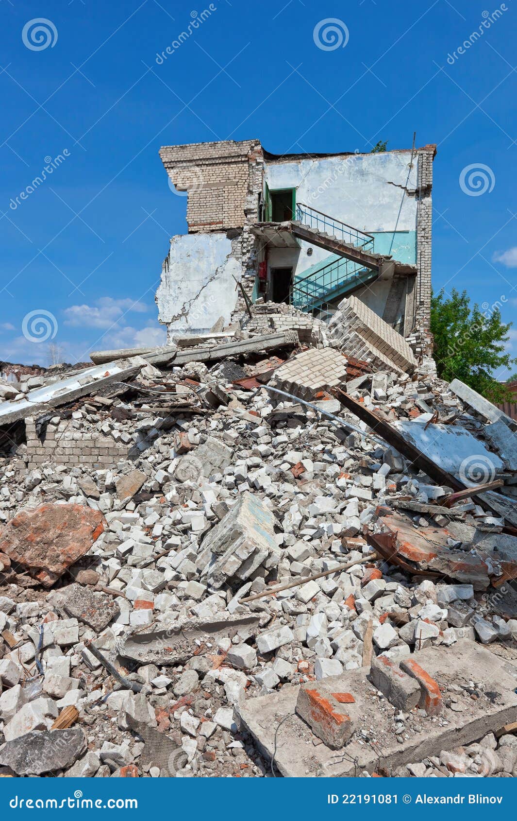 Destroyed building stock image. Image of frame, detail - 22191081