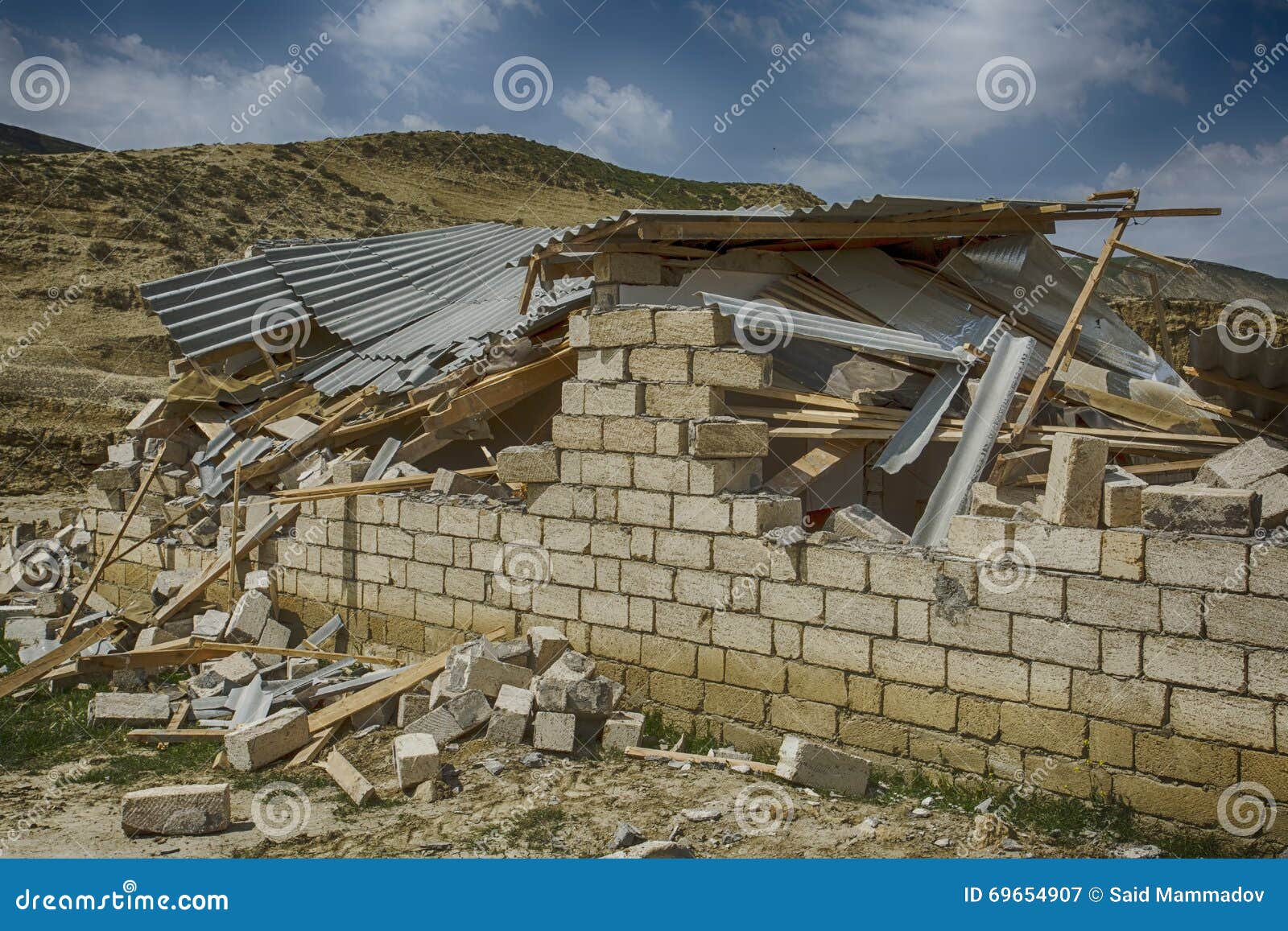 Destroyed Building - Rubble Stock Image - Image of disaster, claim ...