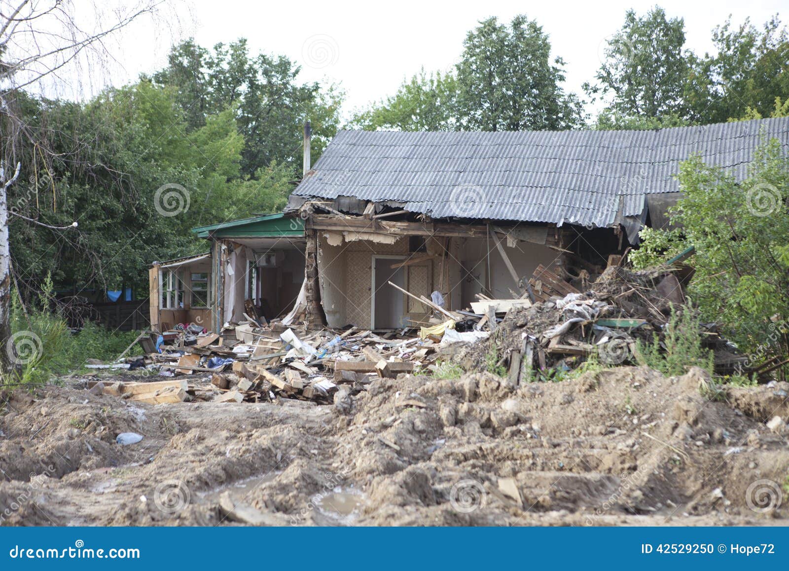 Destroyed house stock photo. Image of worn, trash, industrial - 42529250