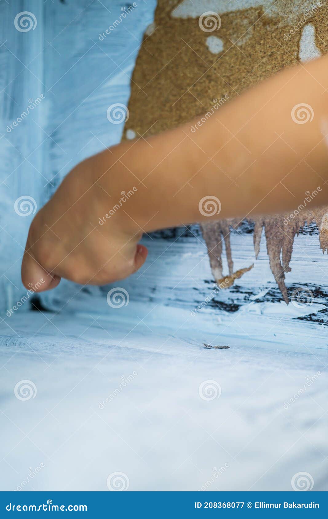 Destroyed Laminated Shelf. Broken Old Book Shelvels with Damage Stock ...