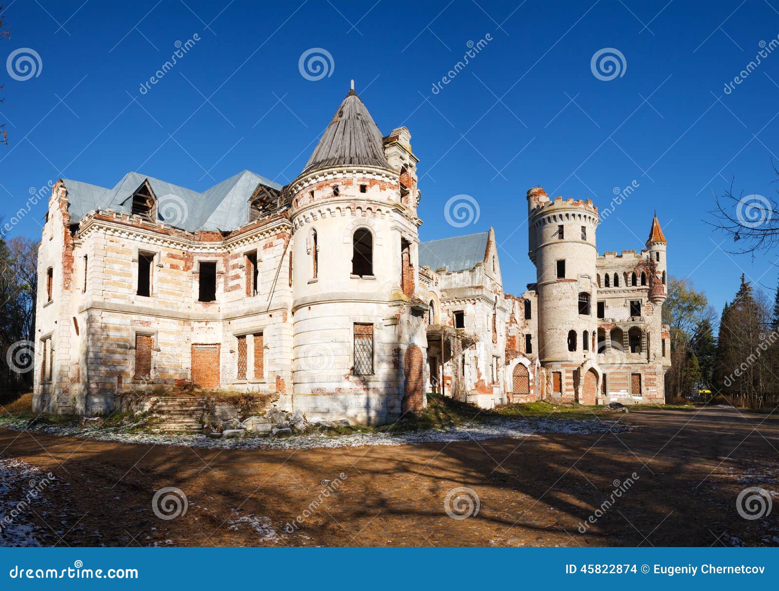 Destroyed Medieval Russia Manor Stock Photo - Image of fort, home: 45822874