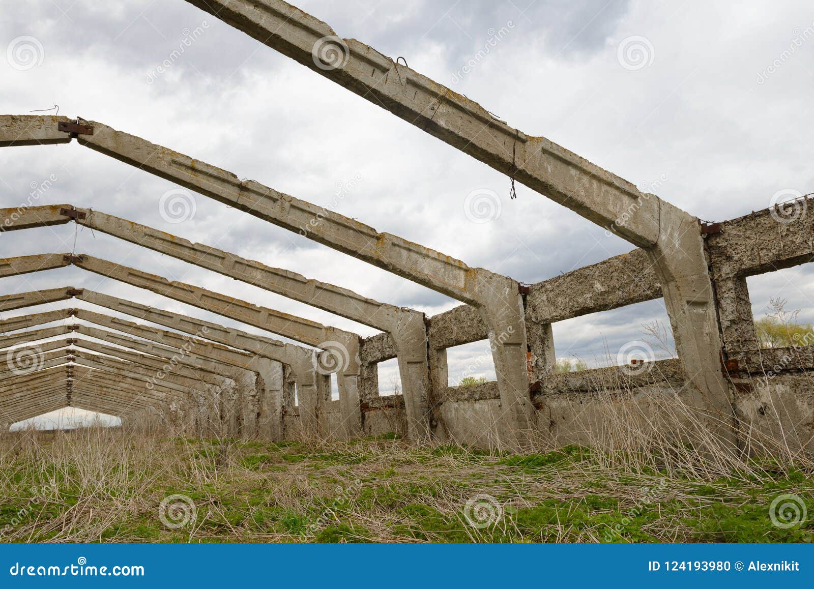 Destroyed Old Building Skeleton Stock Photo - Image of europe, dark ...