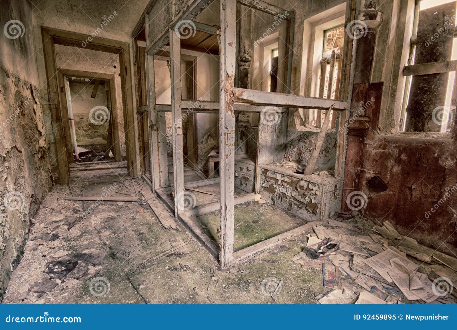 Destroyed toilet stock image. Image of awful, empty, abandoned - 92459895