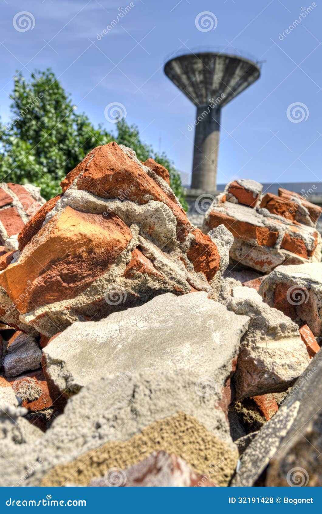 Destroyed wall stock photo. Image of metal, collapsed - 32191428