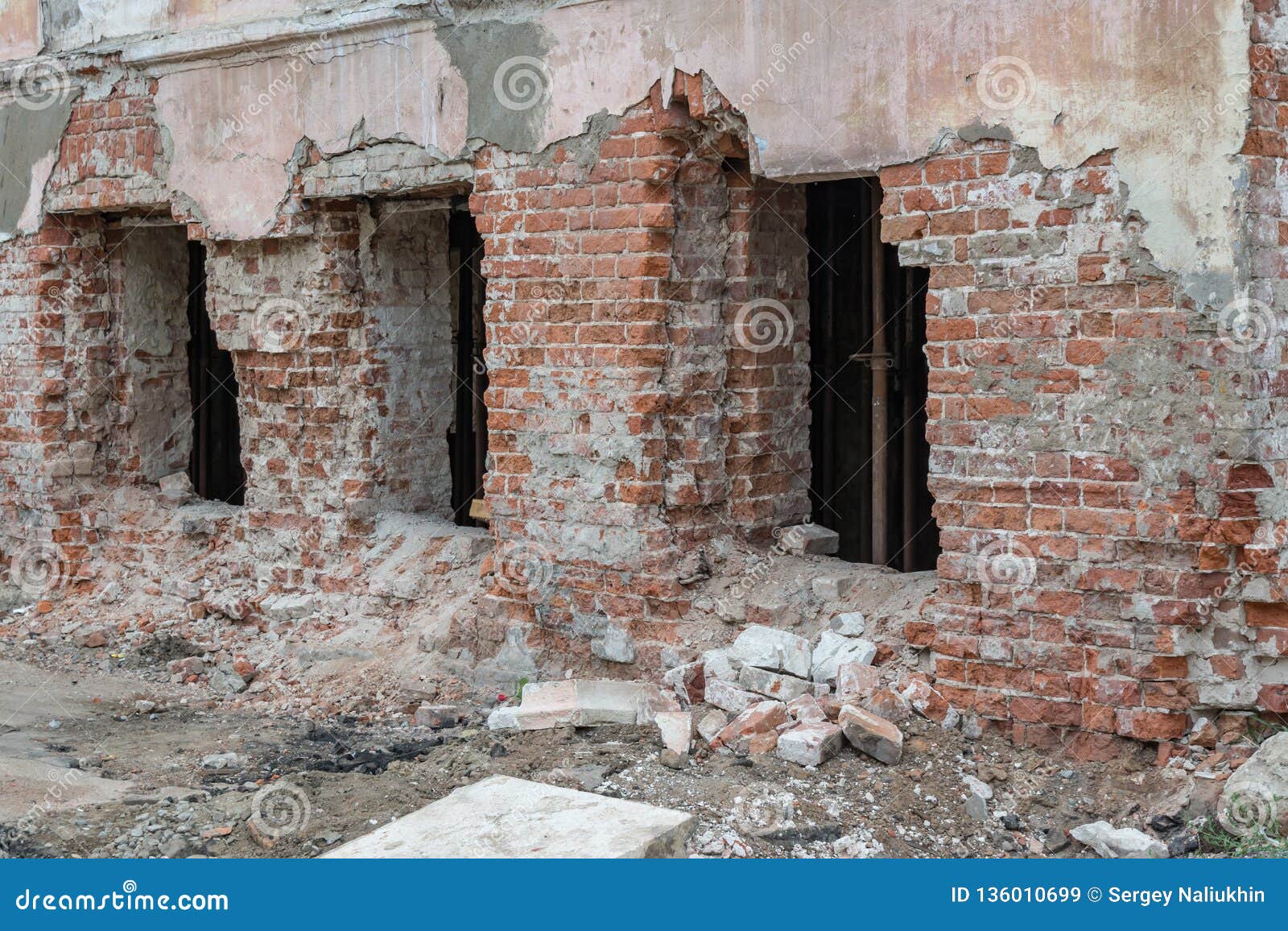 The Destroyed Wall of a Brick House Stock Image - Image of slum ...