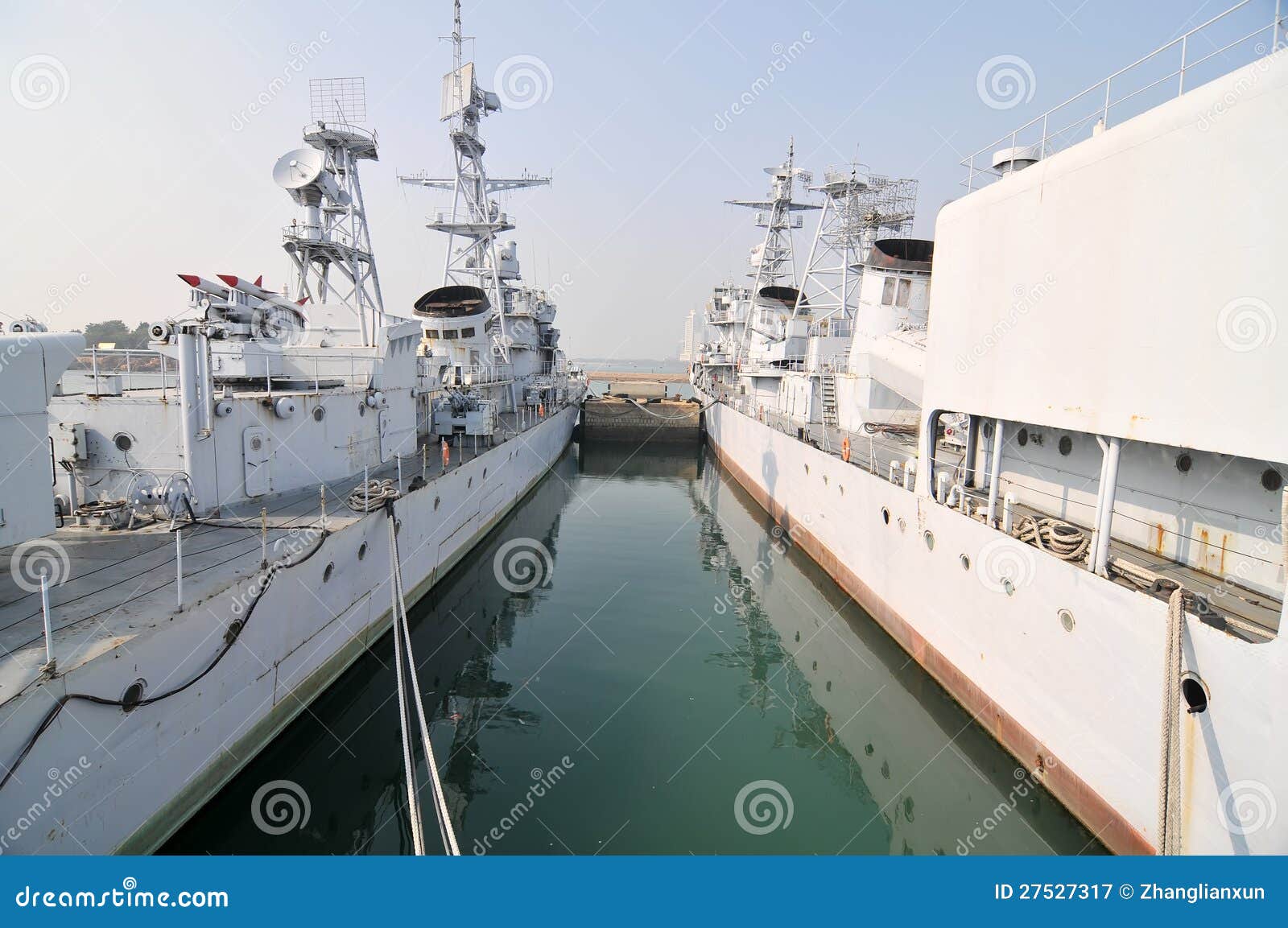 Destroyers stock image. Image of warfare, power, strength - 27527317