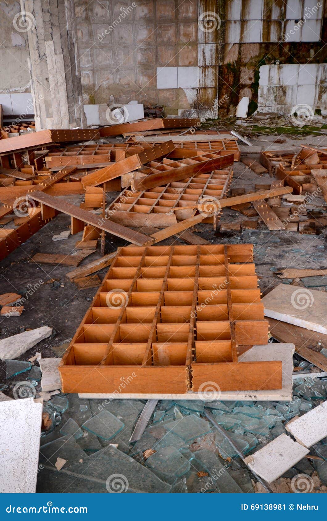 Destruction of an Abandoned Comercial Building Stock Image - Image of ...