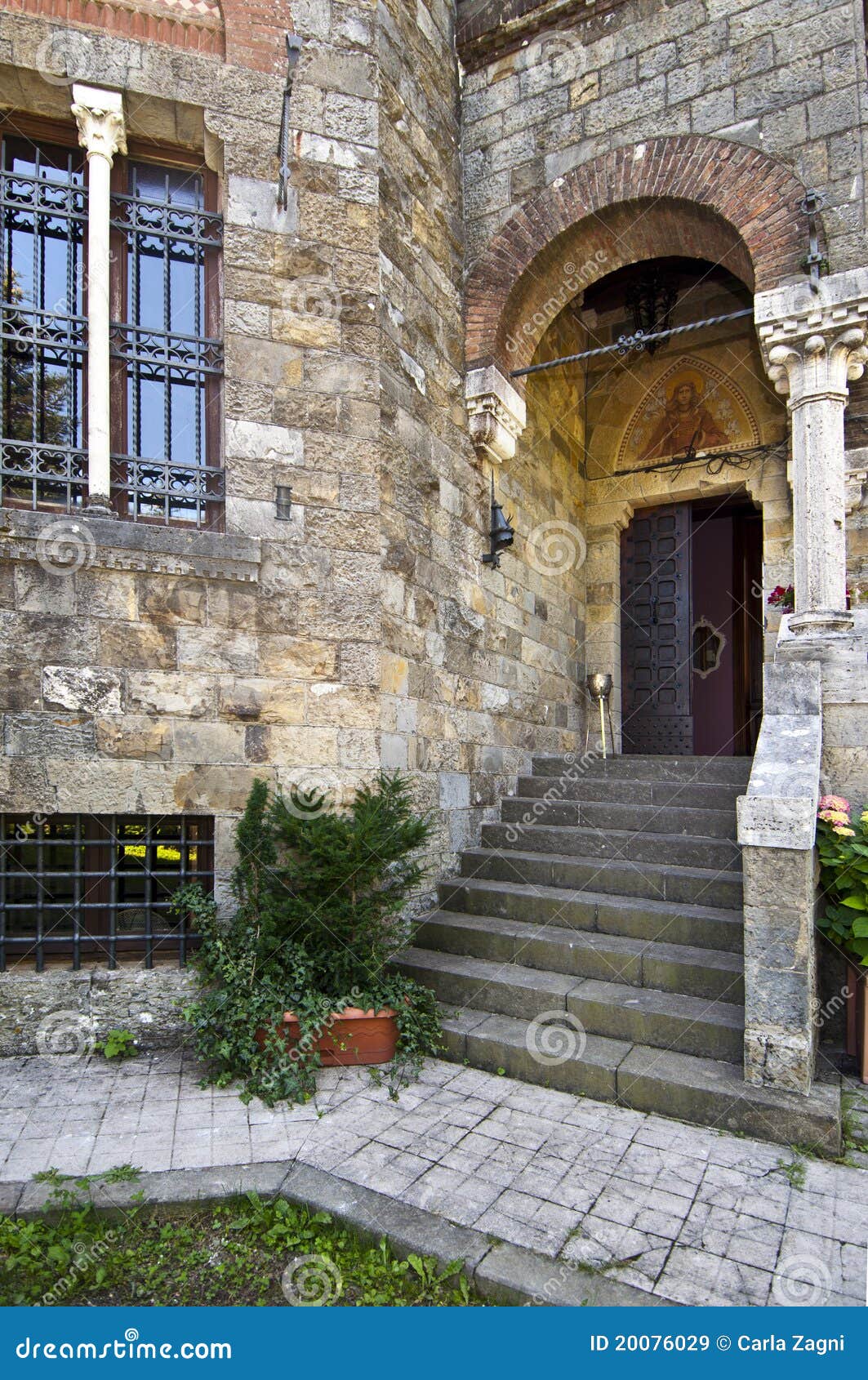 Detail Of An Ancient Castle Stock Image - Image of home, building: 20076029