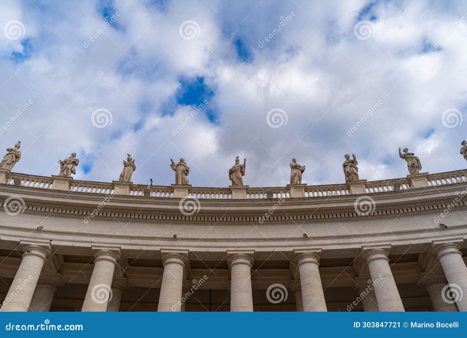 Detail of Bernini S Columns and Statues in St. Peter S Square Stock ...