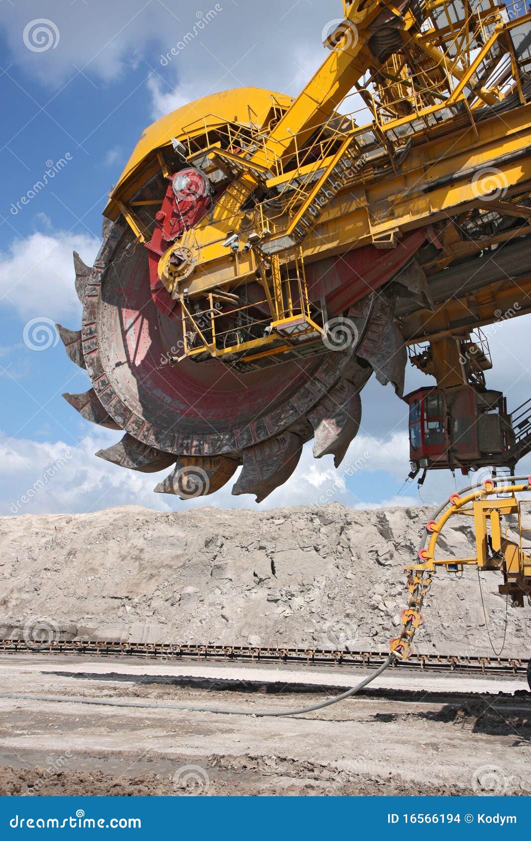Detail of Big Excavator in Coal Mine Stock Photo - Image of fuel ...