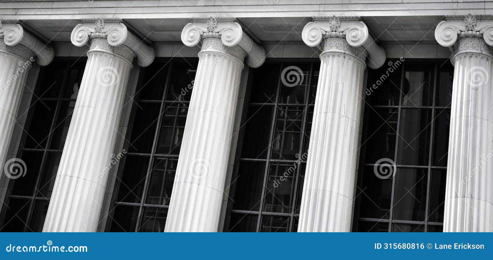 Building Bank Courthouse with Pillars Columns Stock Photo - Image of ...