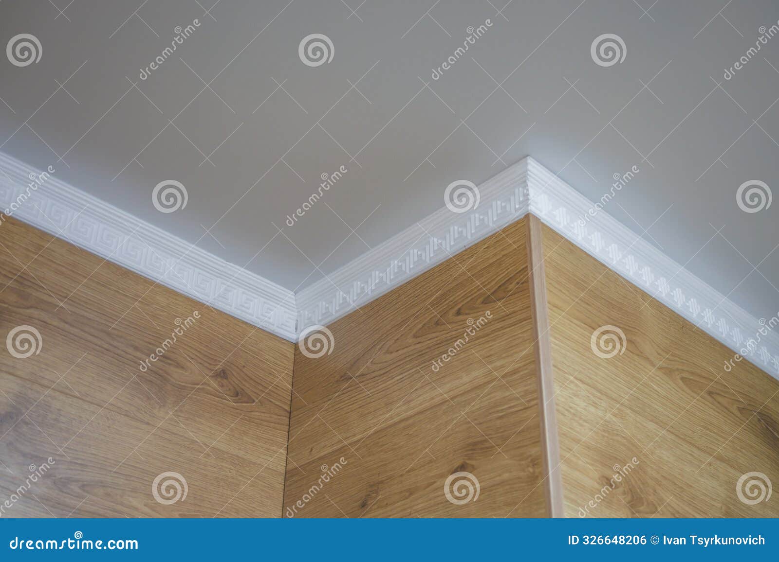 Detail of Corner Ceiling Cornice with Intricate Crown Moulding Stock ...