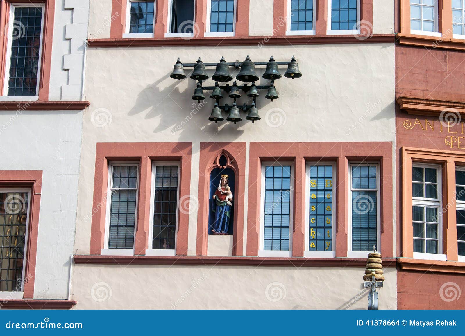 Detail of a Medieval House in Trier Stock Photo - Image of statue ...