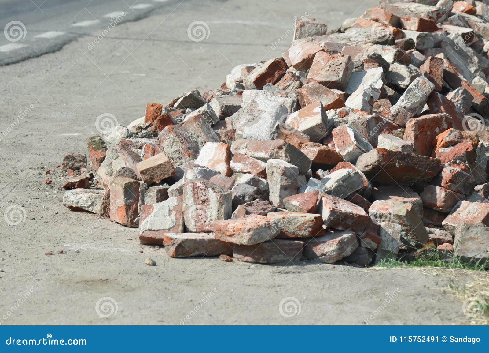 Pile of used bricks stock image. Image of dirty, heap - 115752491