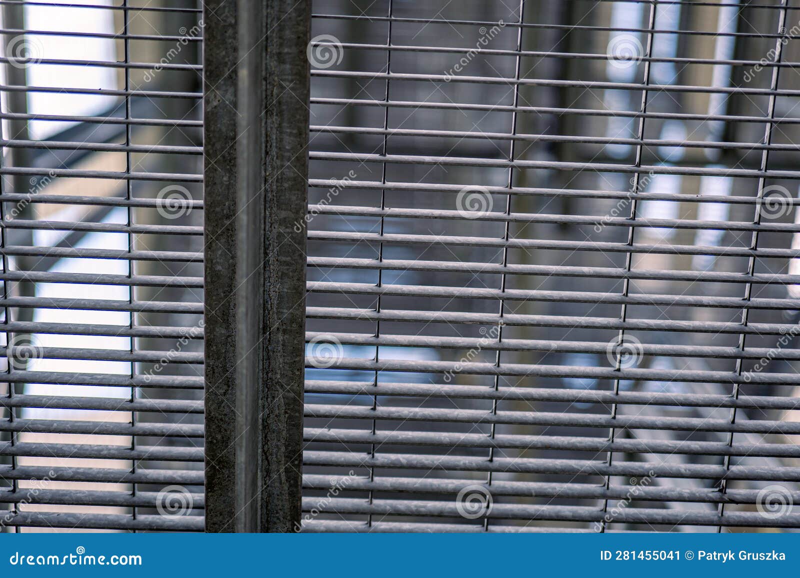 Grating Platform Royalty-Free Stock Photo | CartoonDealer.com #90846765