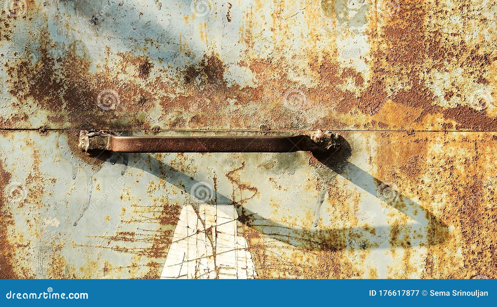 Detail of a Rusty Handle Door. Stock Image - Image of design, exterior ...