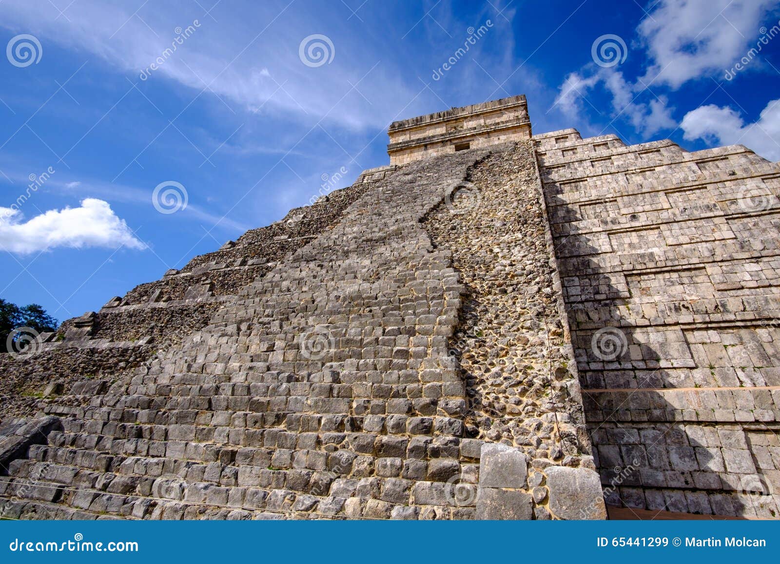 Detail View of Mayan Pyramid El Castillo in Chichen Itza Stock Image ...