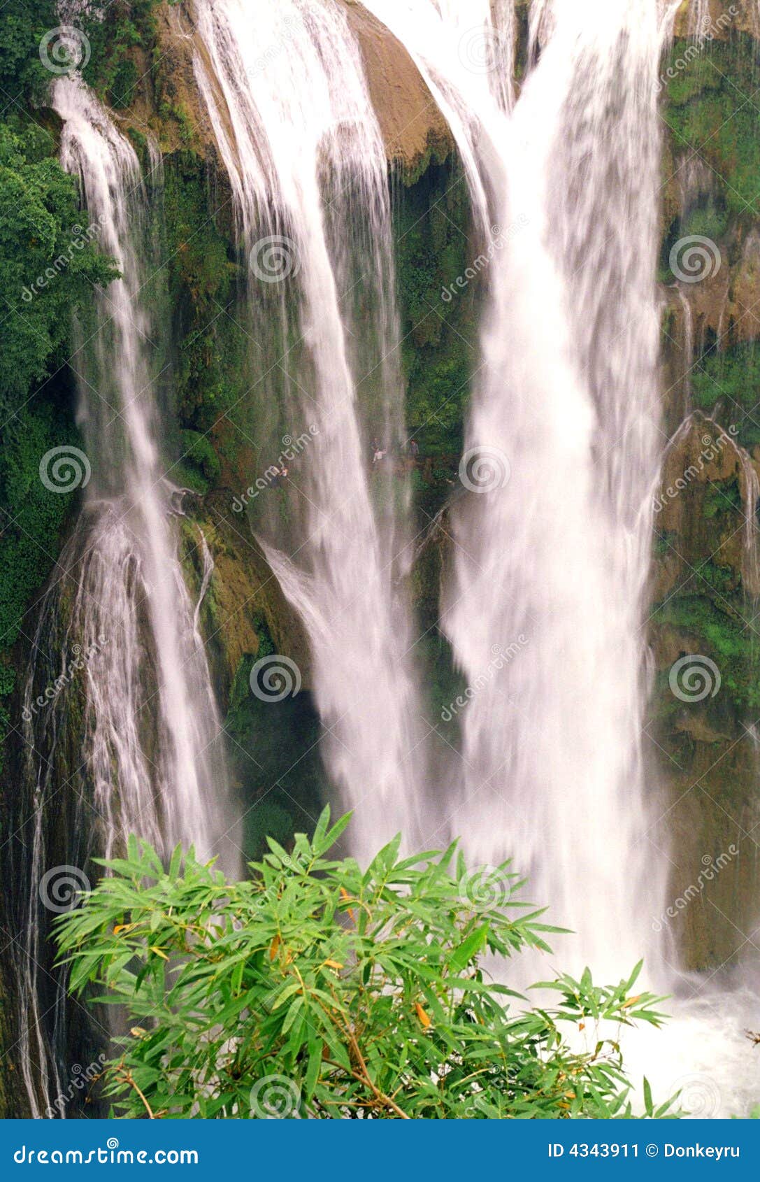 Detail of a Waterfall stock image. Image of largest, moisture - 4343911
