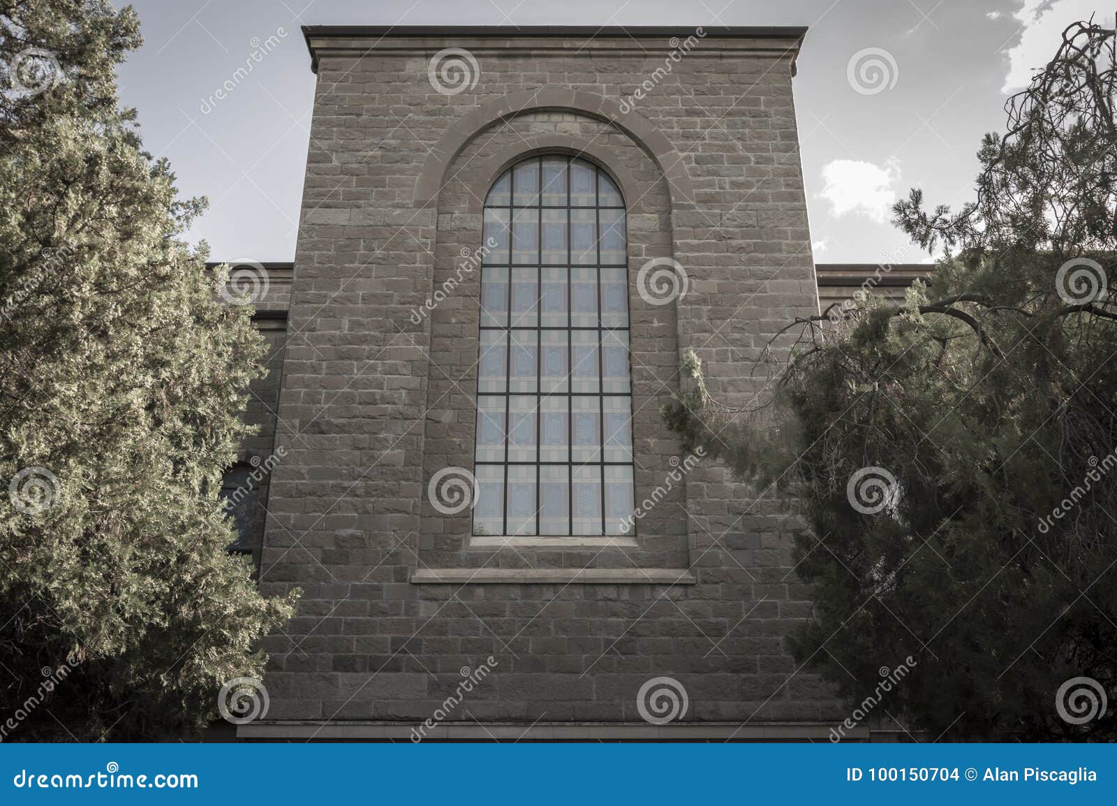 Facade of big horror house stock photo. Image of abandoned - 100150704