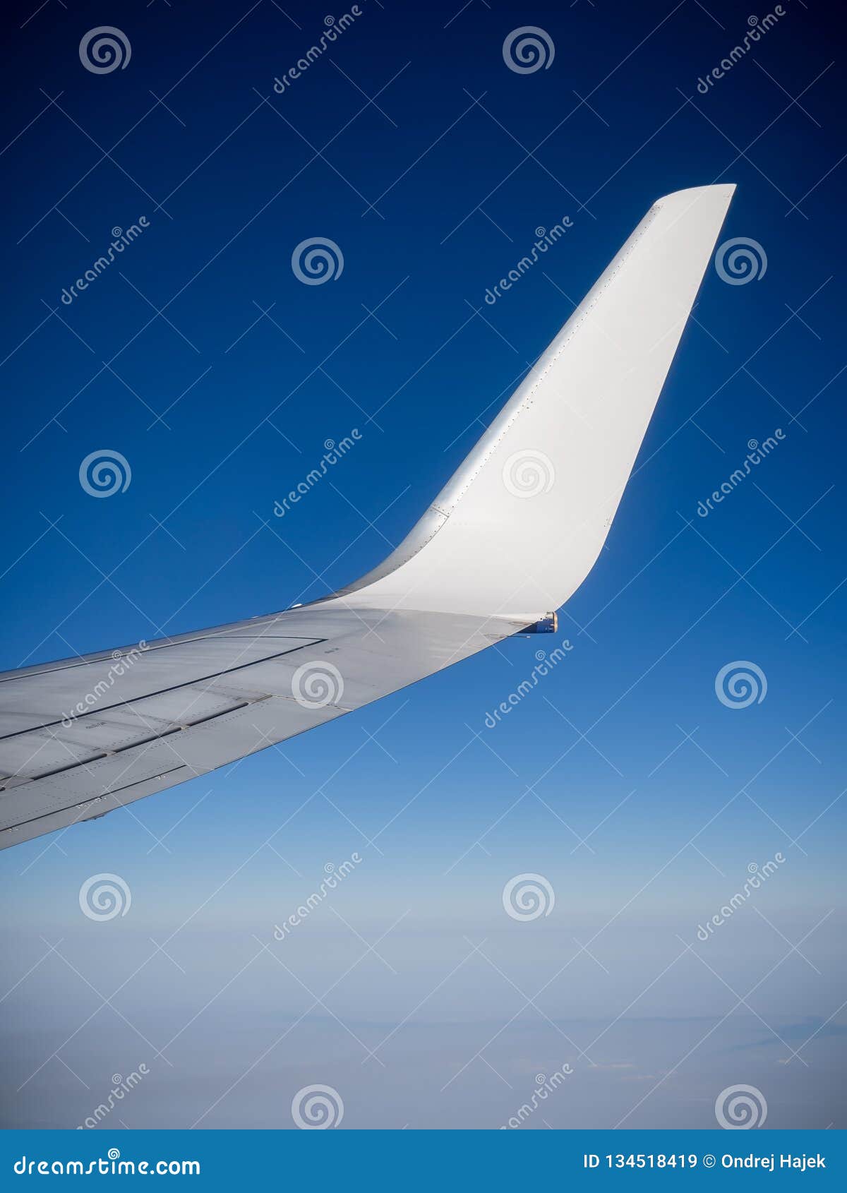 Detail of the wingtip stock image. Image of clouds, economy - 134518419