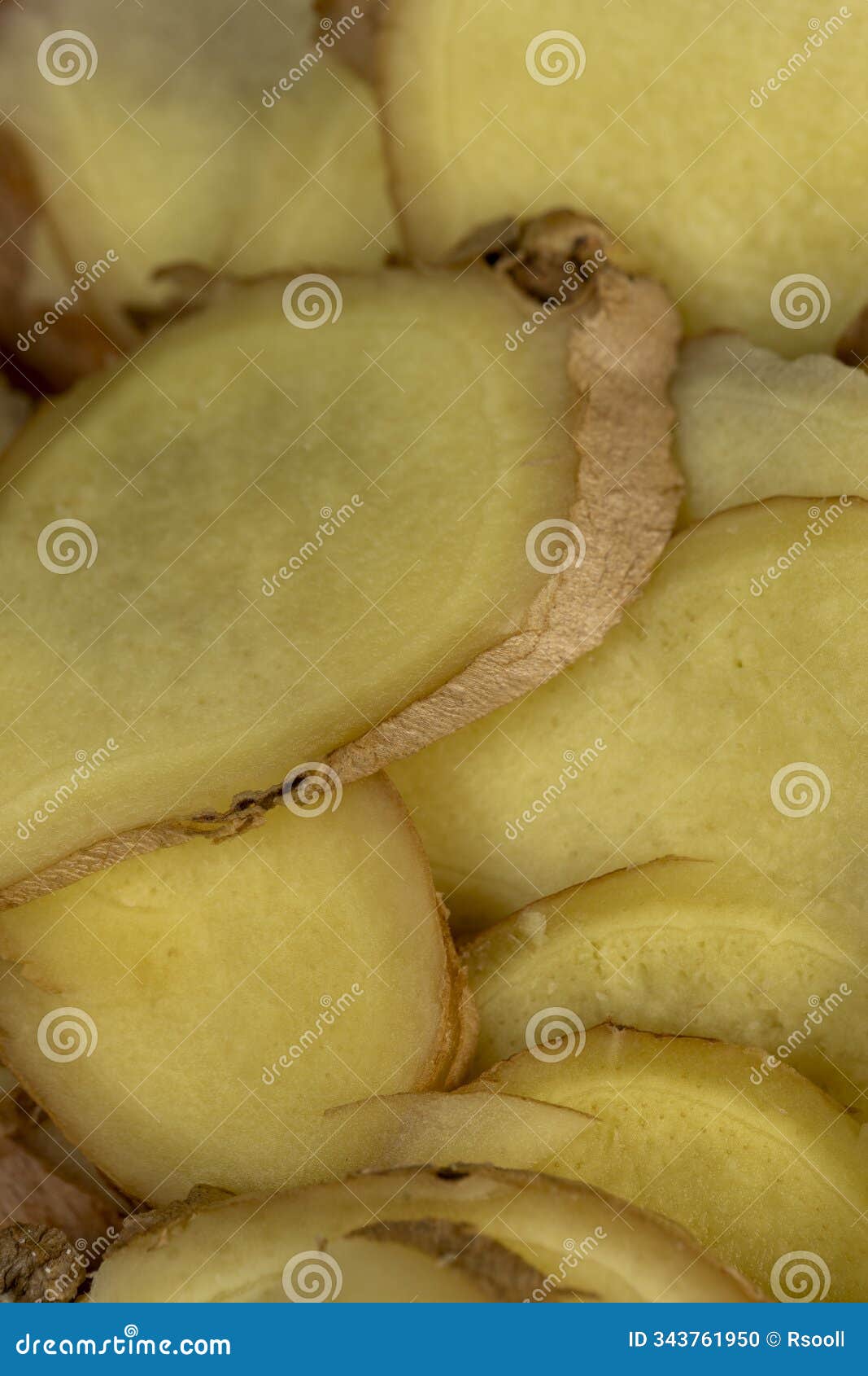 Details of the Ginger Root Used in Cooking Sliced into Pieces Stock ...