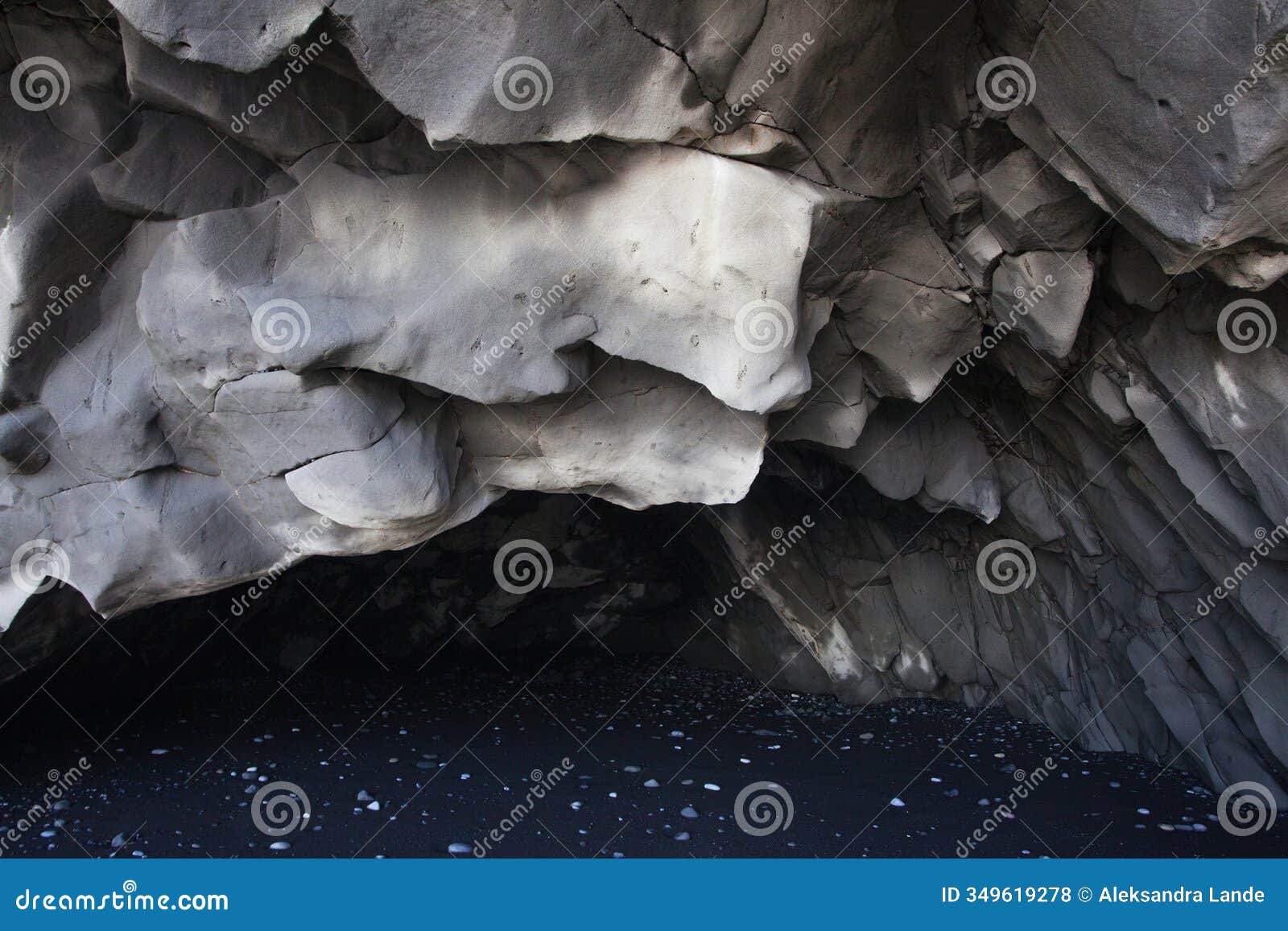 Details and Rock Structure of the Cave on Reynisfjara Beach Stock Photo ...
