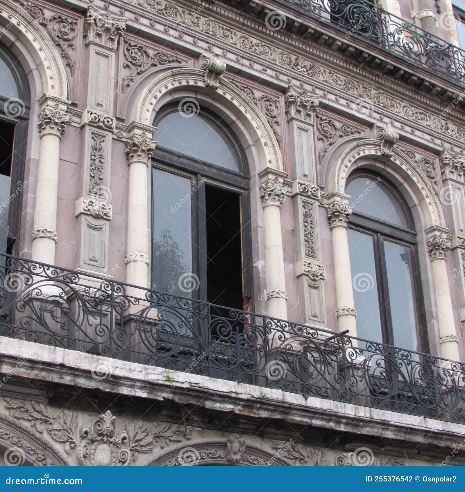 Arquitectura Colonial De Cantera Rosa En Cerro De La Bufa Zacatecas ...