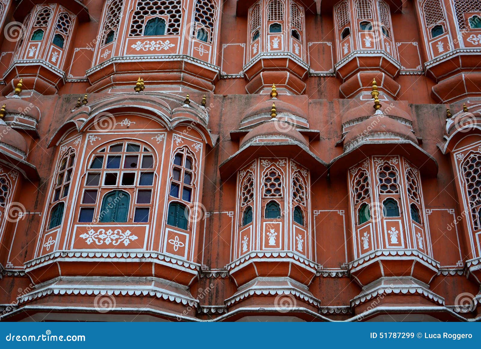 Detalle de la fachada imagen de archivo. Imagen de recorrido - 51787299