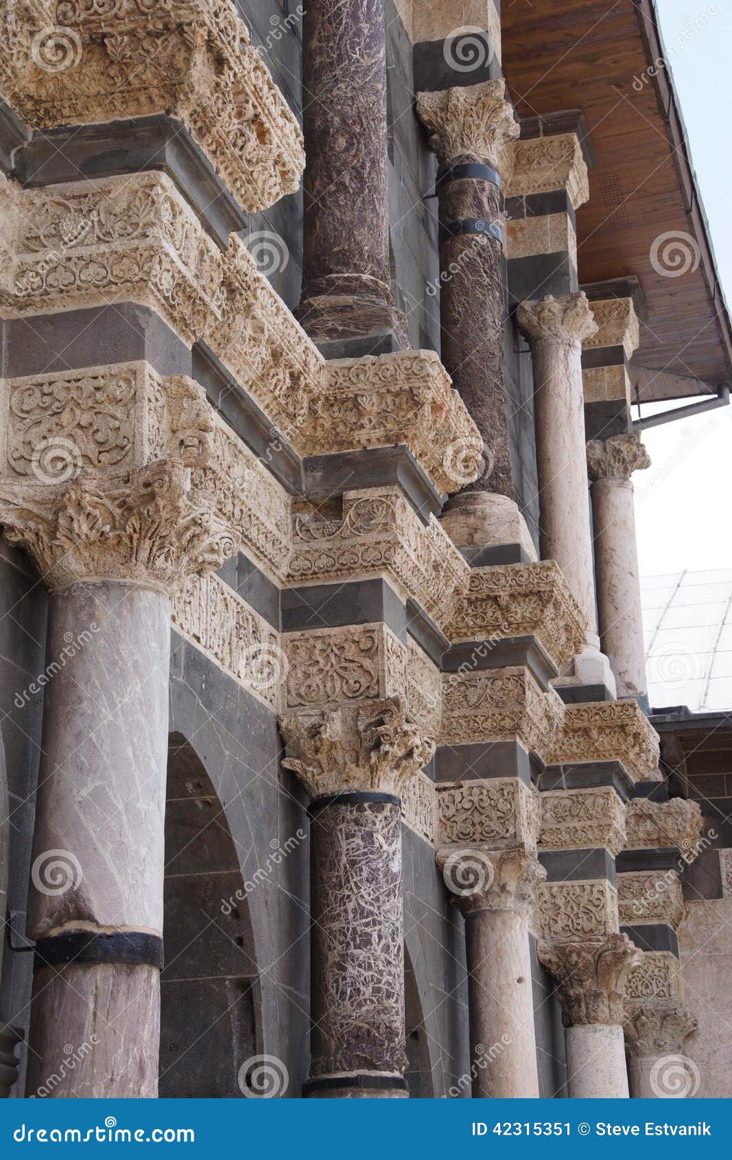 Detalle De Las Columnas Del Corinthian Imagen de archivo - Imagen de ...