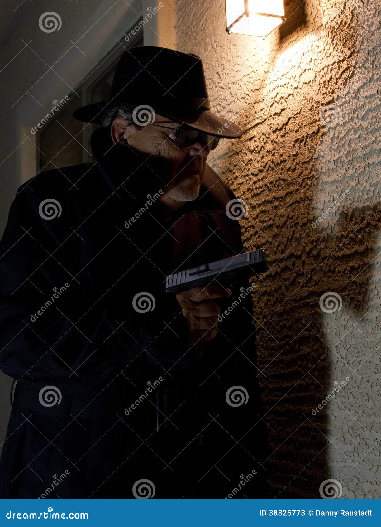 Detective immagine stock. Immagine di pellicola, tardo - 38825773