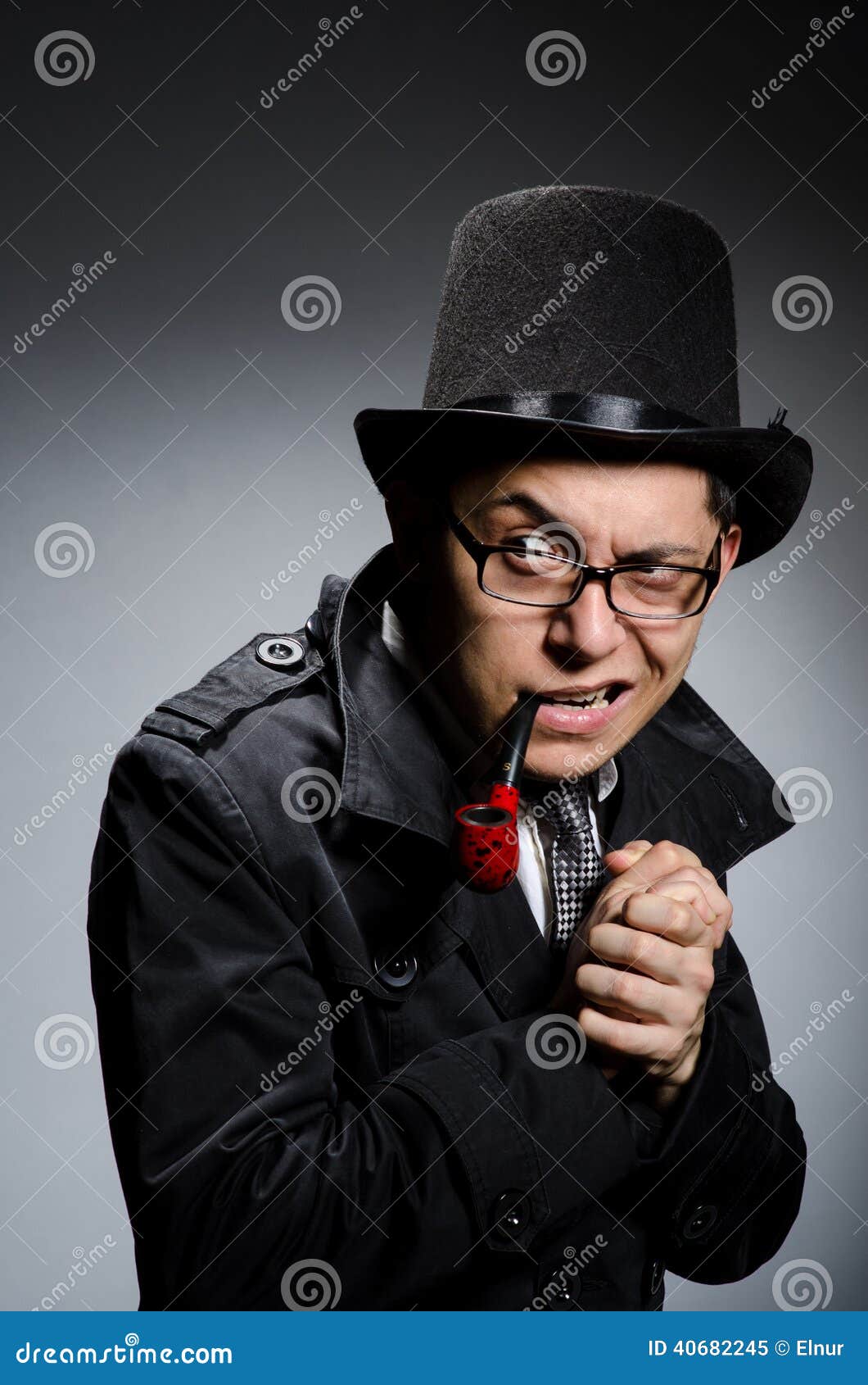 Detective divertido imagen de archivo. Imagen de sombrero - 40682245