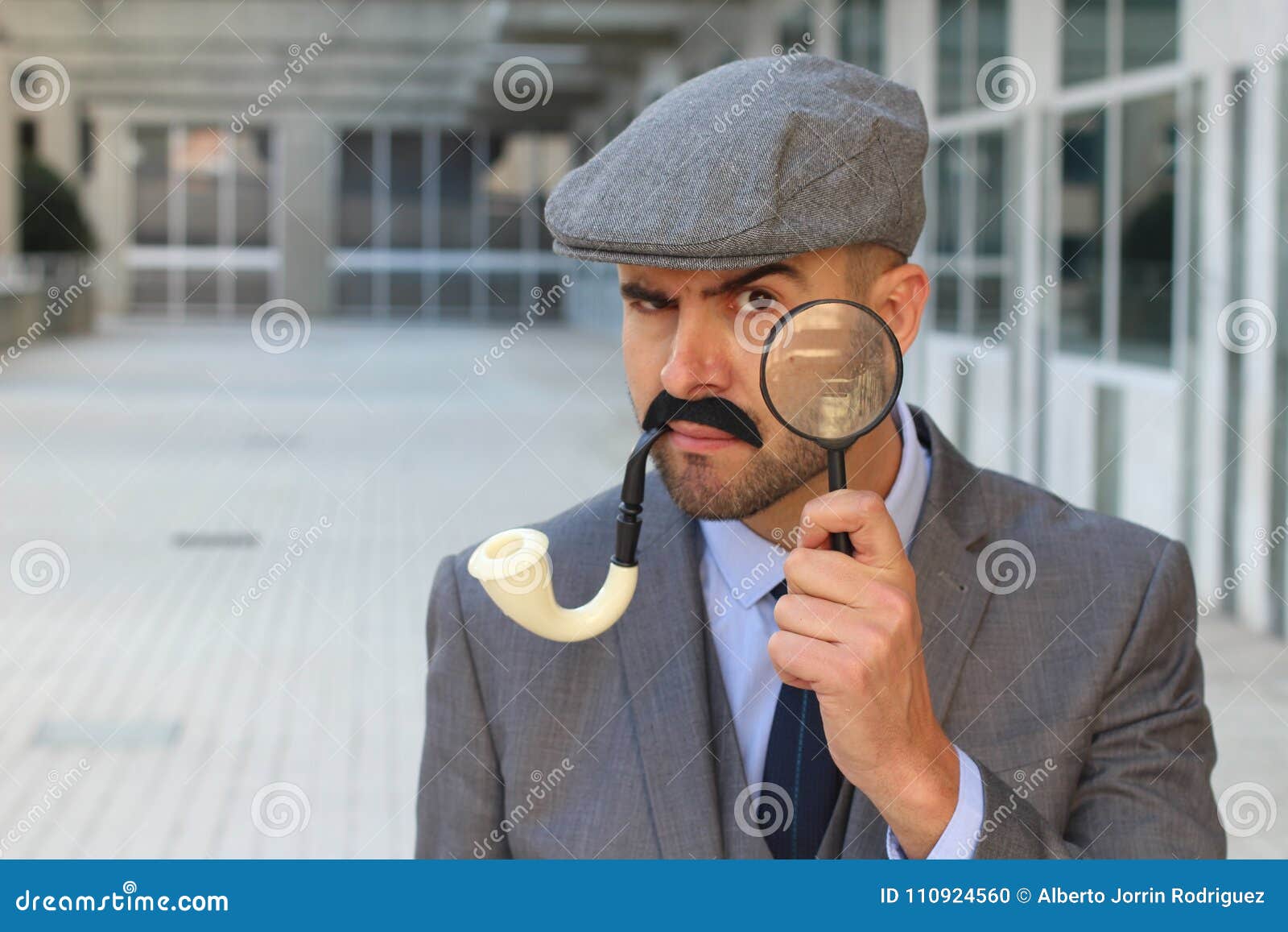 Detective with Hat, Pipe and Magnifying Glass Stock Photo - Image of ...