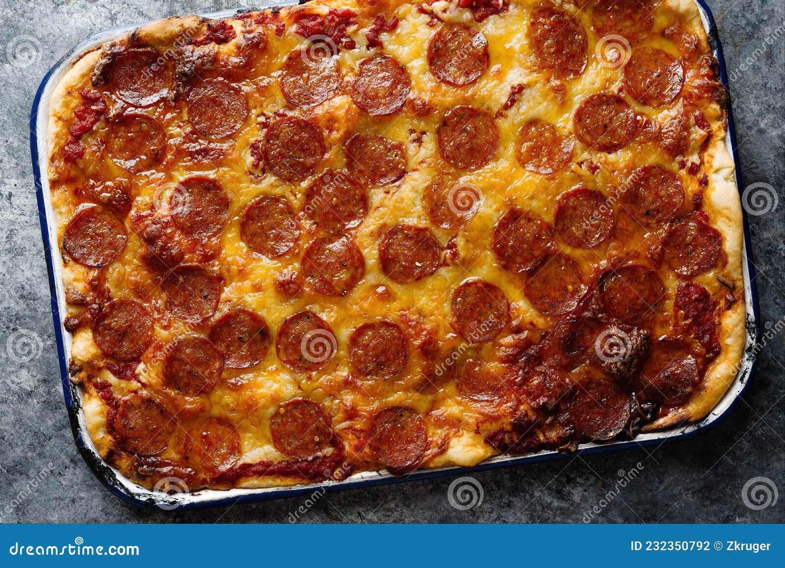 Detroit Style Pepperoni Pizza Stock Photo - Image of baked, rectangular ...