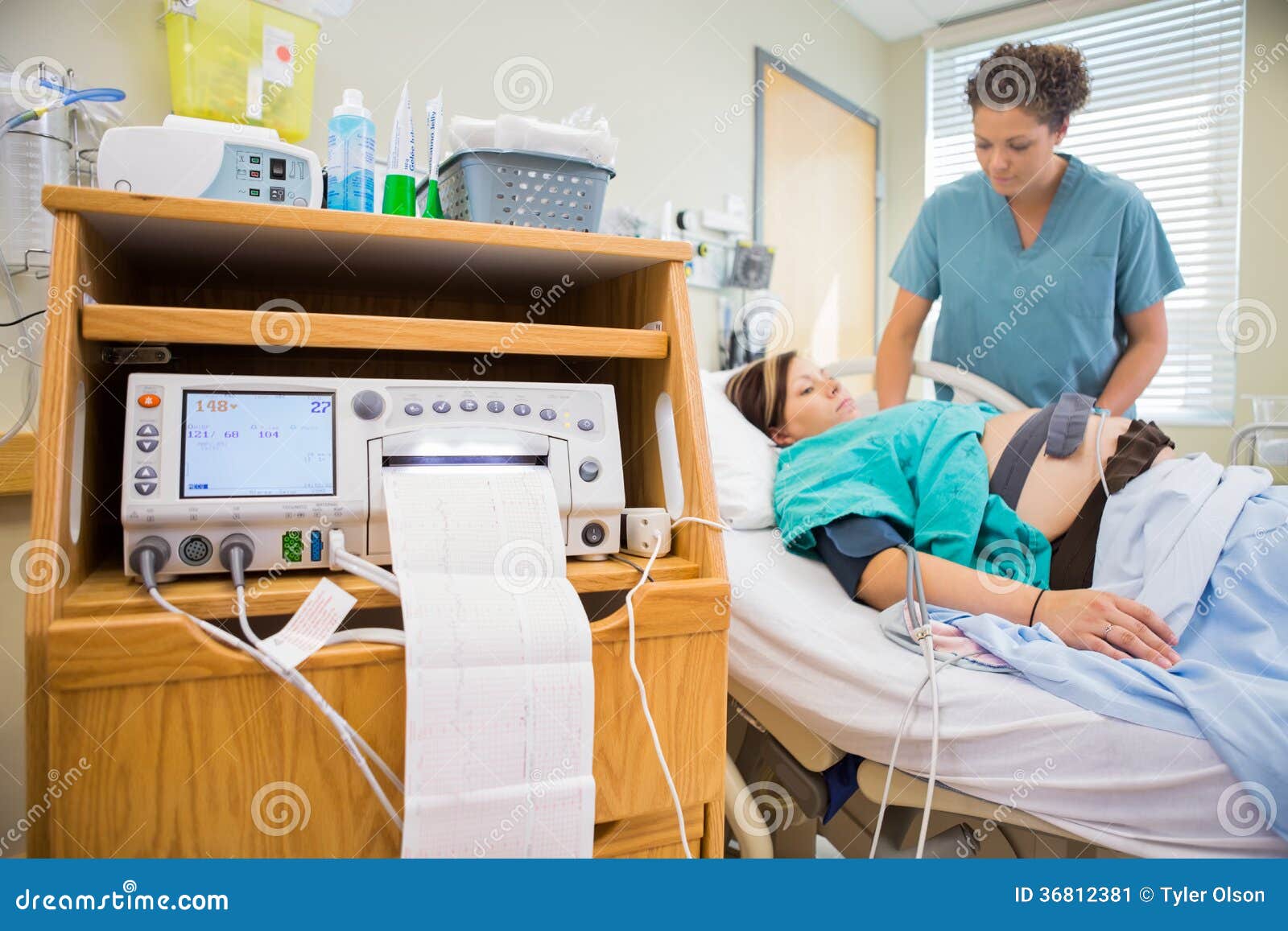 Dettaglio Di Cardiotocograph Immagine Stock - Immagine di parto, attesa ...